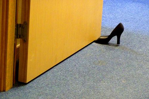 B2B Marketers: What’s Your Foot-in-the-Door? — NewIncite